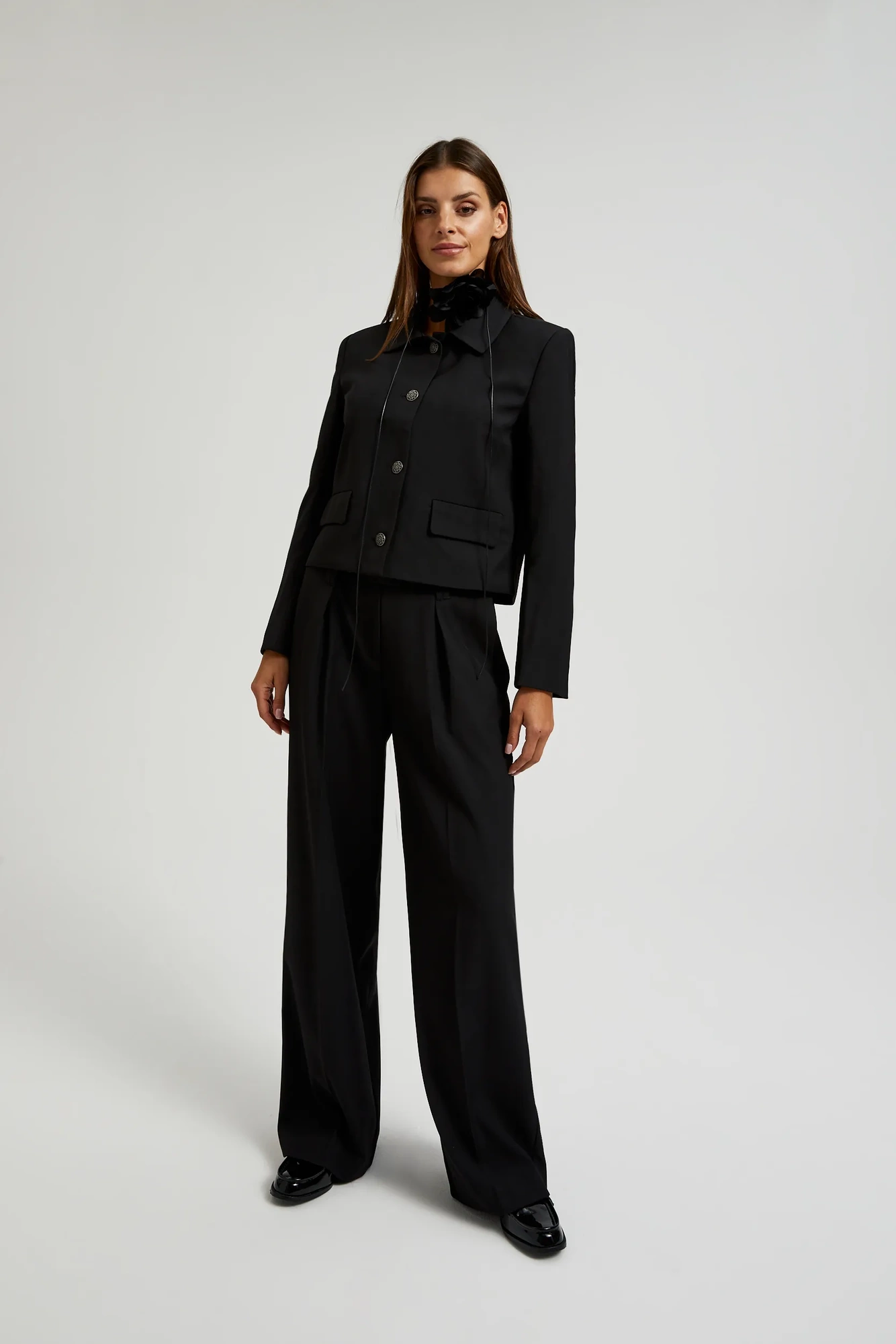 Kolekcja jesień-zima: Moda i elegancka odzież damska | Moodo.pl